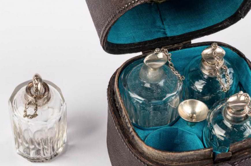 Perfume case with four vials. Europe, last quarter of the 18th century ...